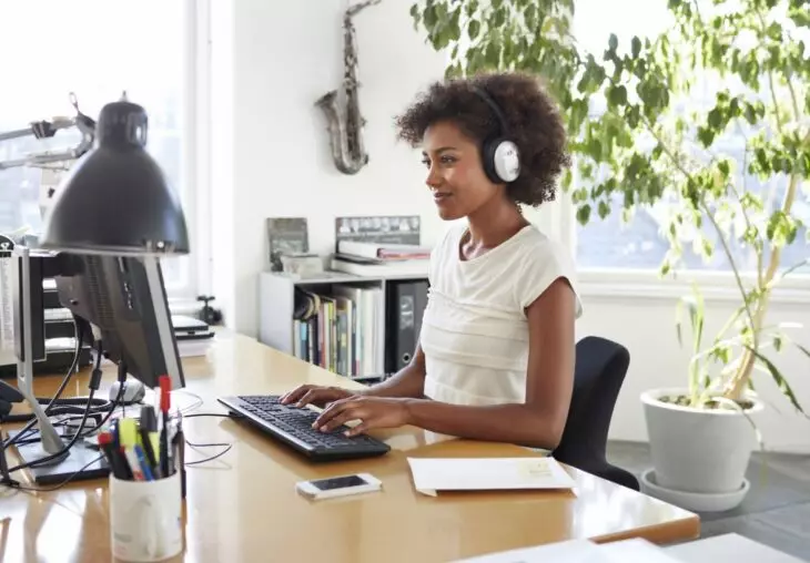 7 avantatges d'escoltar música al vostre lloc de treball 10061_4