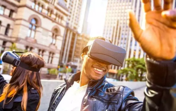 Ukuntu Virtual Reality ihindura Inganda 1022_5