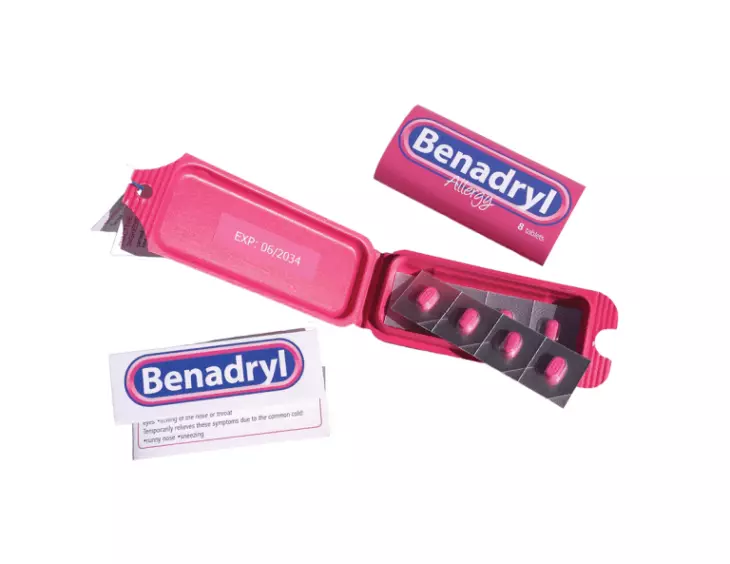 Benadryl (Diphenhydramine) ගැන ඔබ දැනගත යුතු සියල්ල 10831_2