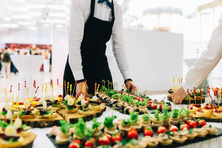 8 Mets of Hiring a Catering Service 11239_4
