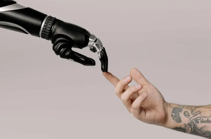 Futuro da intimidade: robôs sexuais, realidade virtual e brinquedos sexuais inteligentes 114_1