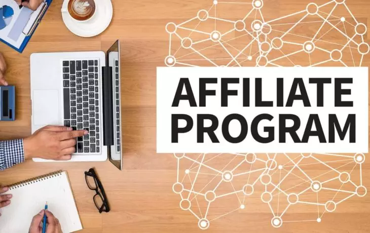 Zergatik dira Fashion Affiliate Programs hurrengo gauza handia Affiliate Marketing-en? 11513_2