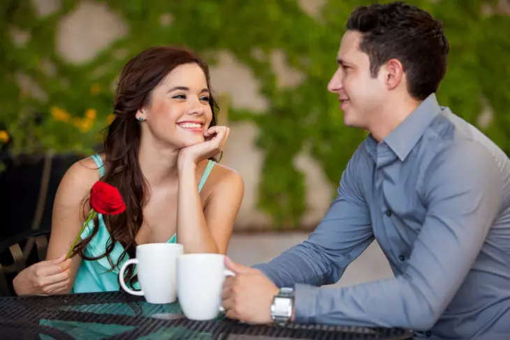 7 Tips Romantis kanggo Nyuda Spark ing Hubungan Sampeyan 11560_4