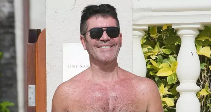 Simon Cowell Akapa $250,000 kuImbwa Charity! 11582_1