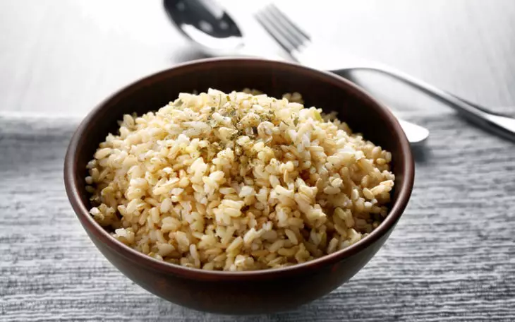 Kako narediti kašasti riž koristen? 11912_3