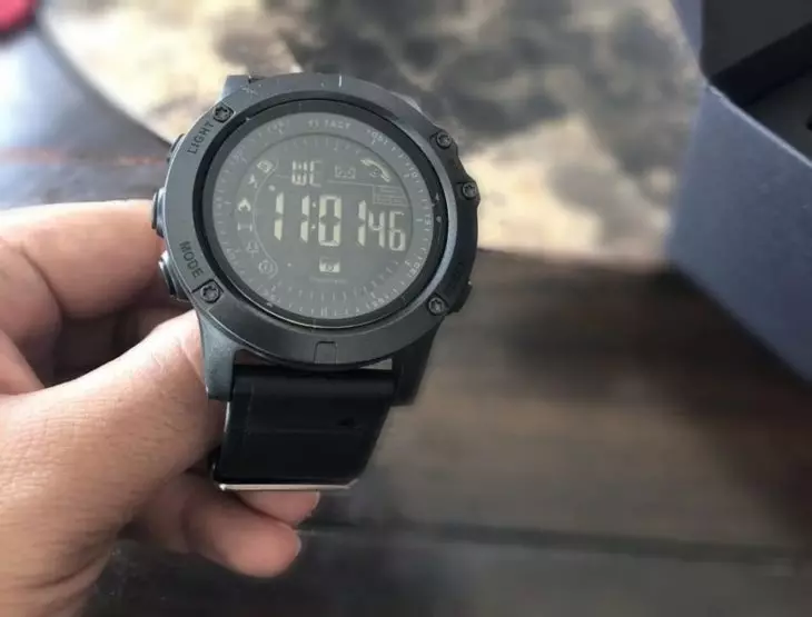 Mga Nangungunang Pinili ng Smartwatch Para sa Pasko: Fossil, Apple, at T1 Tact Watch 12428_2