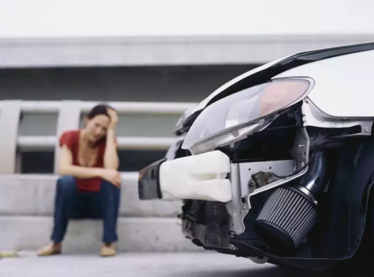 ¿Qué debe hacer después de un accidente automovilístico? 12897_1