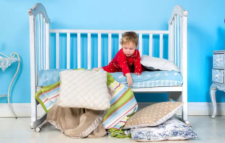 Kas mu laps on väikelapse voodi jaoks liiga suur? 13341_4