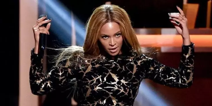 Sự phát triển trong phong cách của Beyoncé - 20 năm vận chuyển đã biến nữ hoàng giật gân như thế nào 13669_4