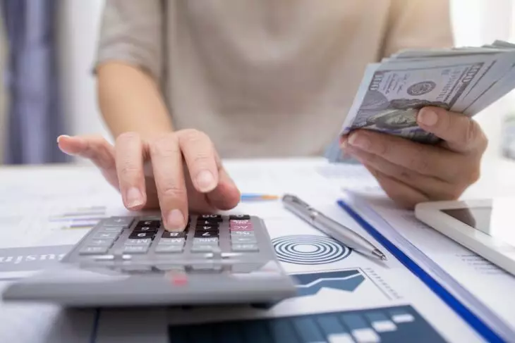 Erstellen eines Budgets als Universitätsstudent und wie man Geld spart 1367_1