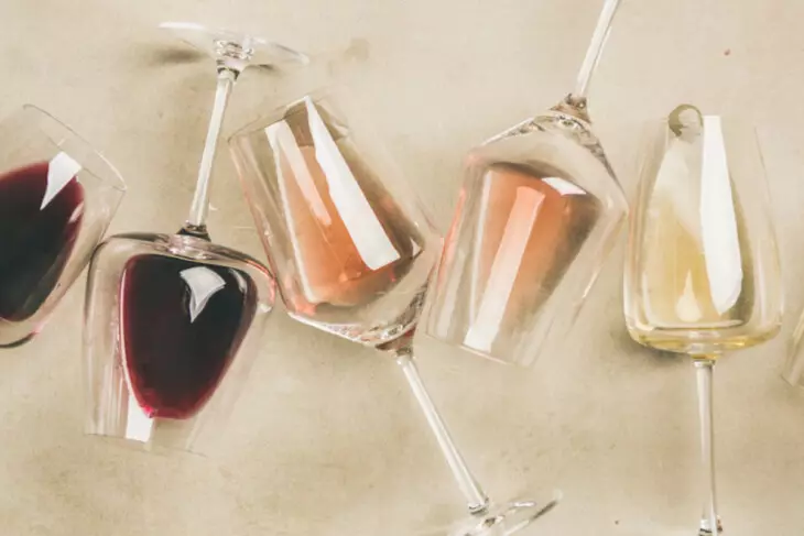 Czerwone wino czy białe wino: co jest lepsze dla twojego zdrowia? 13842_3