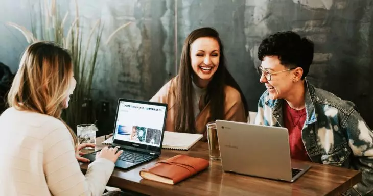 Conseils simples qui pourraient vous aider à décrocher un emploi à l'étranger 14531_2