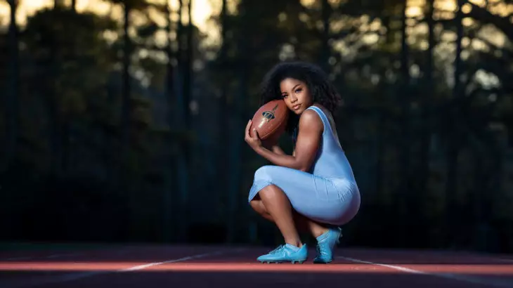 Première femme à signer un contrat de football de plusieurs millions de dollars 14730_1