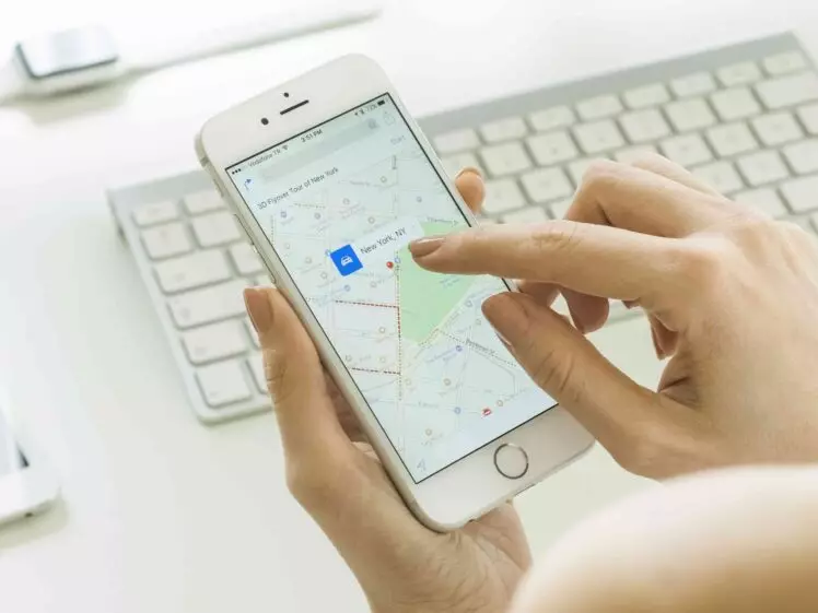 Как да проследявате някого чрез GPS на телефона си
