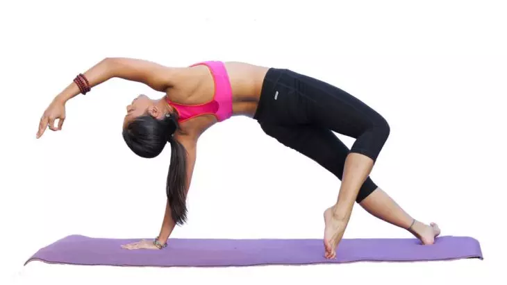 6 jogových pozícií na zlepšenie flexibility vášho tela 15216_4