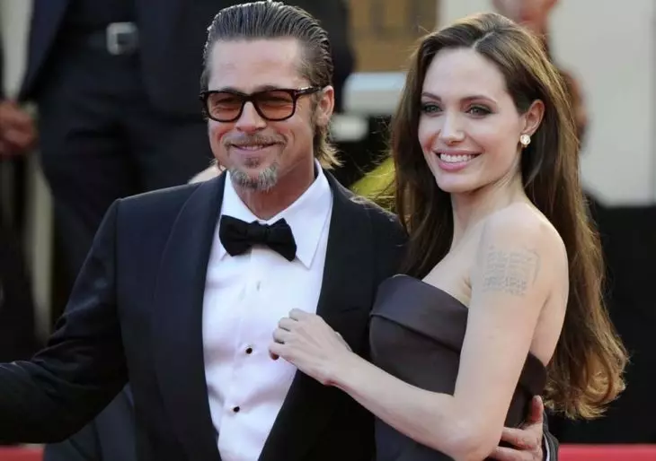 Sonunda Yeterince Kaldı – Brad Pitt, Angelina Jolie'yi Boşanma Belgelerini İmzalamaya Zorluyor 15755_1
