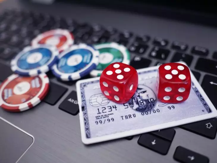 5 raisons pour lesquelles les casinos en ligne sont si amusants à jouer - Guide 2022 15914_3
