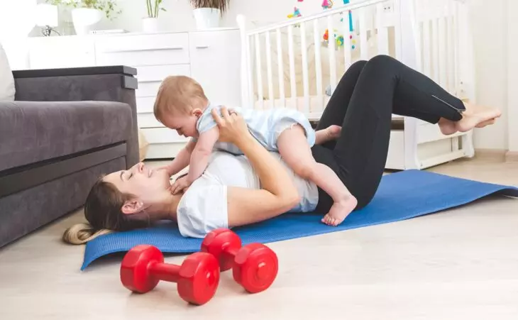 Jak trening regeneracyjny po porodzie może pomóc Ci schudnąć — rozbrykany 16744_2