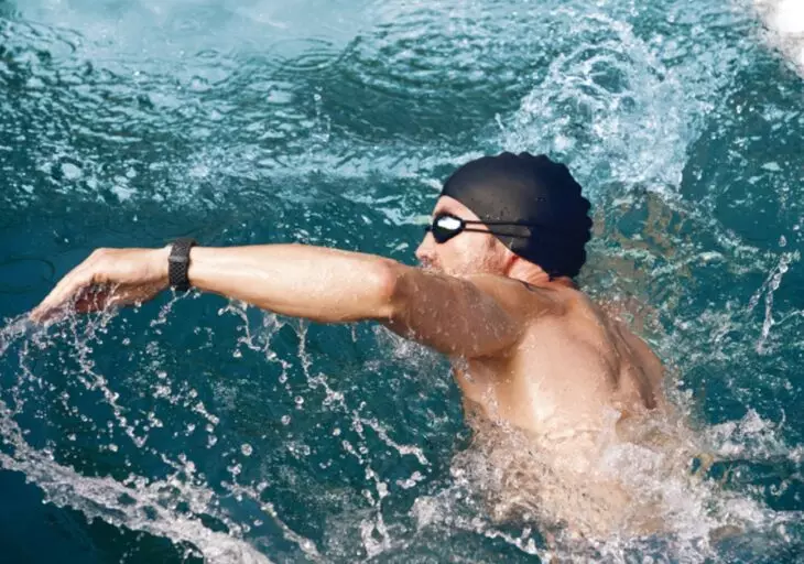11 hlavních důvodů, proč je plavání prospěšné a fantastické pro vaše zdraví! 17242_3