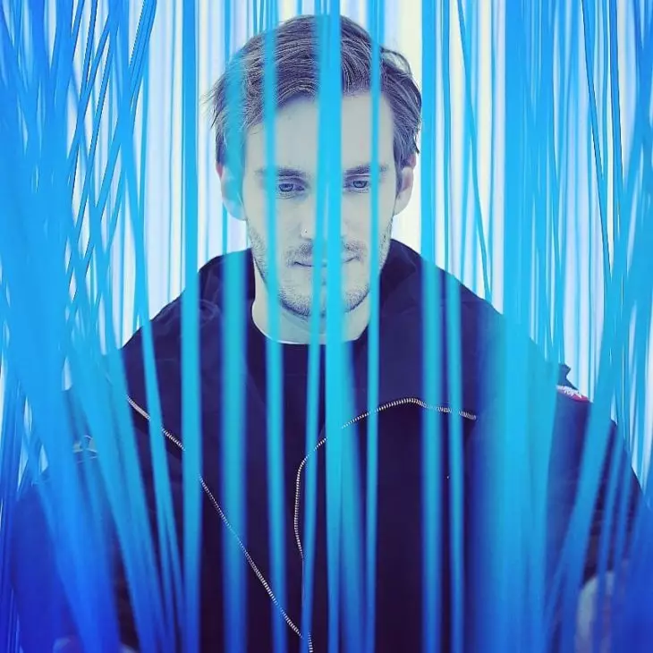 PewDiePie මෙතරම් වෛර කරන්නේ ඇයි? 18081_1