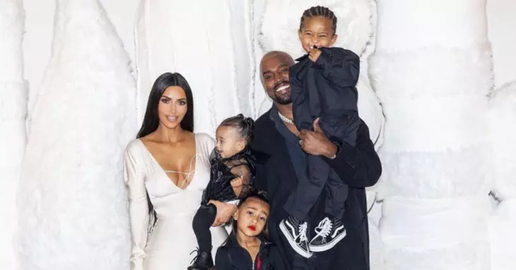 최신 뉴스에 따르면 - Kanye와 Kim은 아기 #5를 계획하고 있습니다. 18425_1