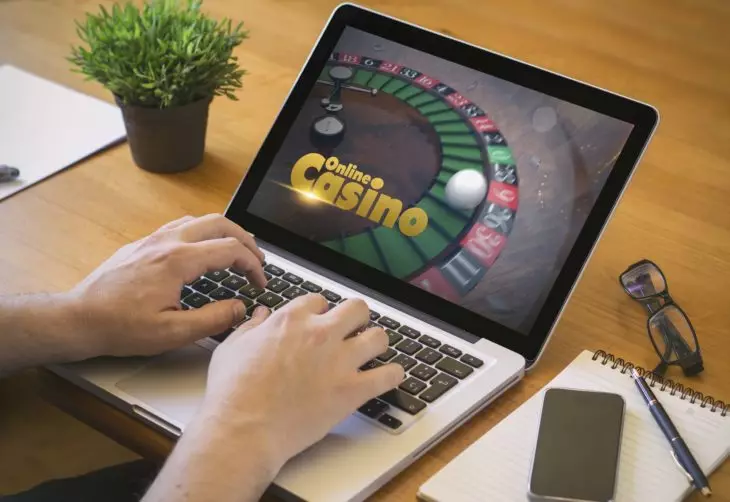 Nzira yekuziva sei kana Online Casino iri pamutemo 19047_2