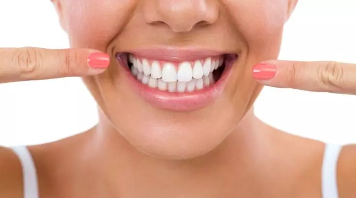 Sind Sie ein Kandidat für kosmetische Zahnheilkunde? 19121_3