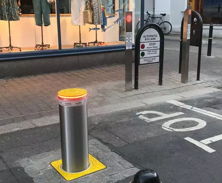 Mefuta e 4 ea Litšitiso tsa ho Laola Bongata - Litšitiso tse ka Khulisoang le Li-Bollards 19151_4