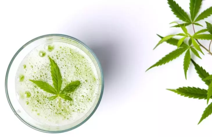 7 cose che puoi fare con le foglie di cannabis 19219_6