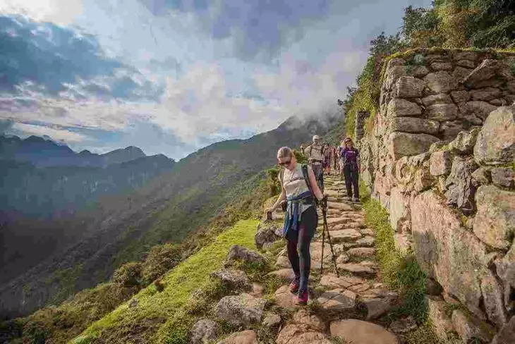 Machu Picchu Vojaĝado: Ĉio, kion Vi Devas Scii 19293_1