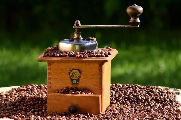 กฎ 4 ข้อ วิธีชงกาแฟให้สมบูรณ์แบบด้วยเครื่องต้มกาแฟ 19363_4