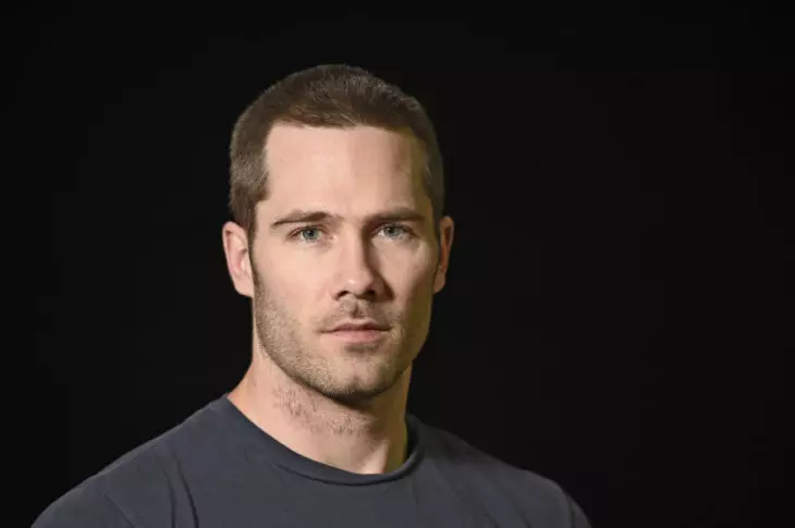 Luke MacFarlane Bio ، الحياة ، الوظيفة ، Net Worth 2022 20060_1