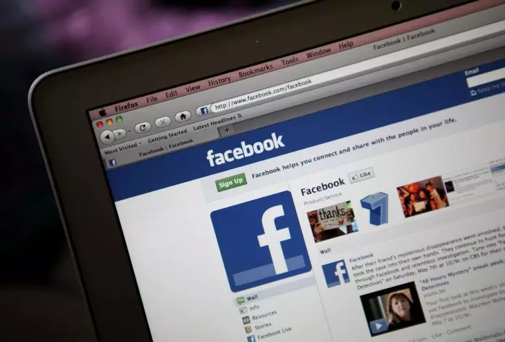 ನಿಮ್ಮ Facebook ಫೋಟೋಗಳನ್ನು ಡೌನ್ಲೋಡ್ ಮಾಡಲು 3 ಮಾರ್ಗಗಳು - 2022 ಮಾರ್ಗದರ್ಶಿ 20173_1