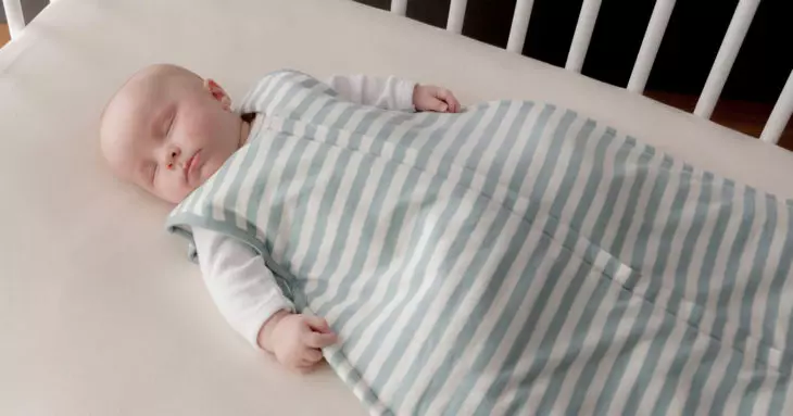 Kiat teratas untuk membuat bayi Anda tidur lebih nyenyak tanpa menangis 20771_4