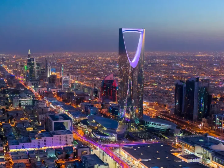 دبئی اور سعودی عرب میں کرنے کے لیے 5 چیزیں 2077_3
