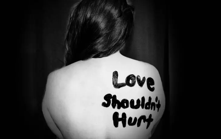 10 veelvoorkomende mythes over huiselijk geweld ontkrachten 2104_4