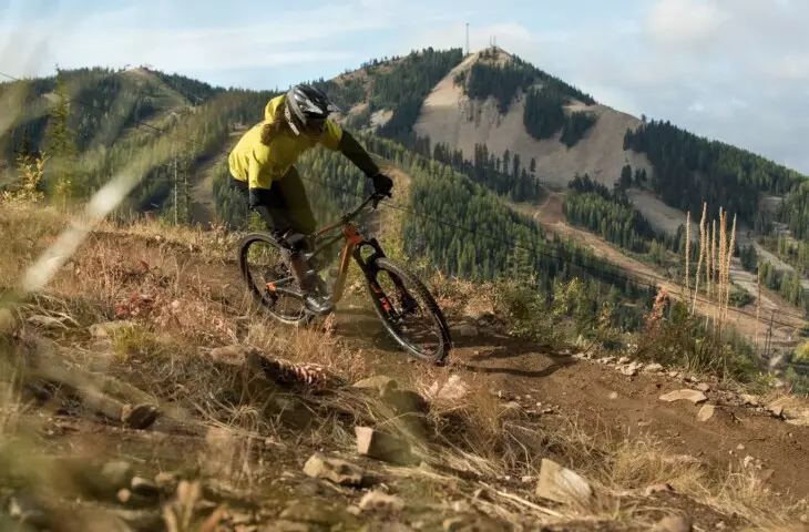 Zlepšite svoje zdravie pomocou horskej cyklistiky v Idahu 2124_2