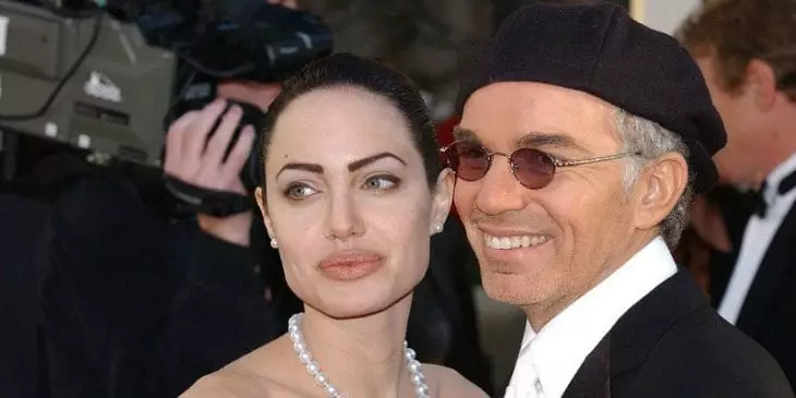 Têkiliyên Jibîrkirî yên Angelina Jolie 21433_10