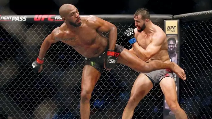 أهم 10 أخطاء يرتكبها المقاتلون الجدد عند اختيار MMA 21703_4