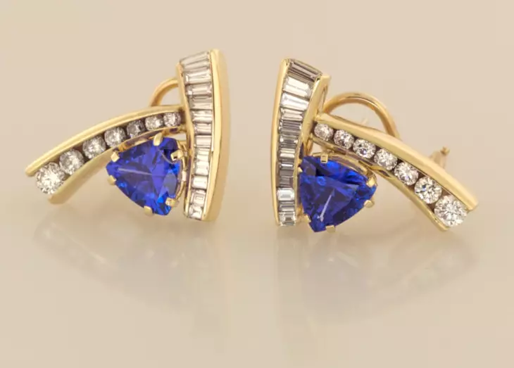 Comment choisir les boucles d'oreilles en diamant parfaites 21931_3