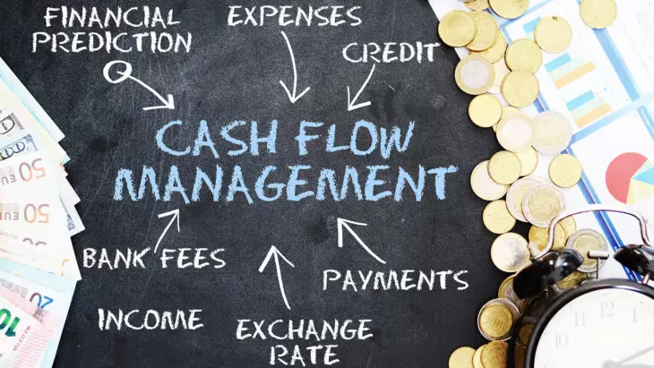 6 Cash Flow Management Mazano uye Tricks kune Vamabhizinesi 2199_1