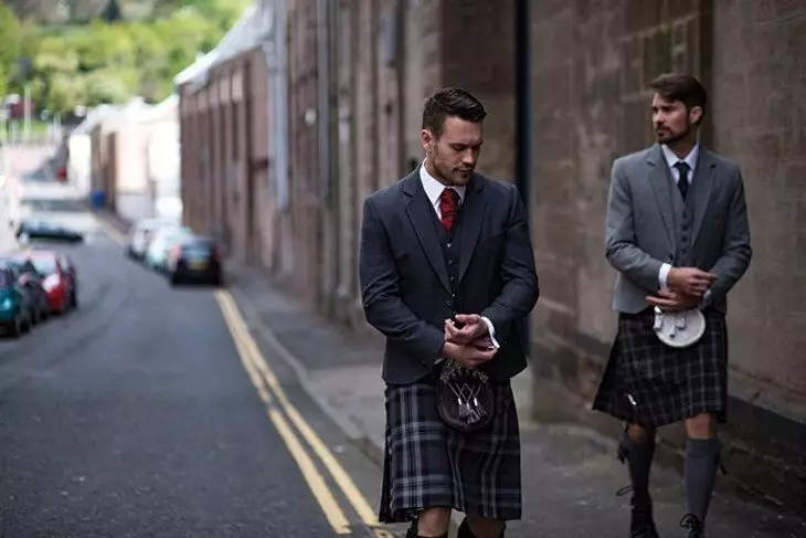 Magical Five Tricks About Professional Scottish Kilt Outfit 22070_5