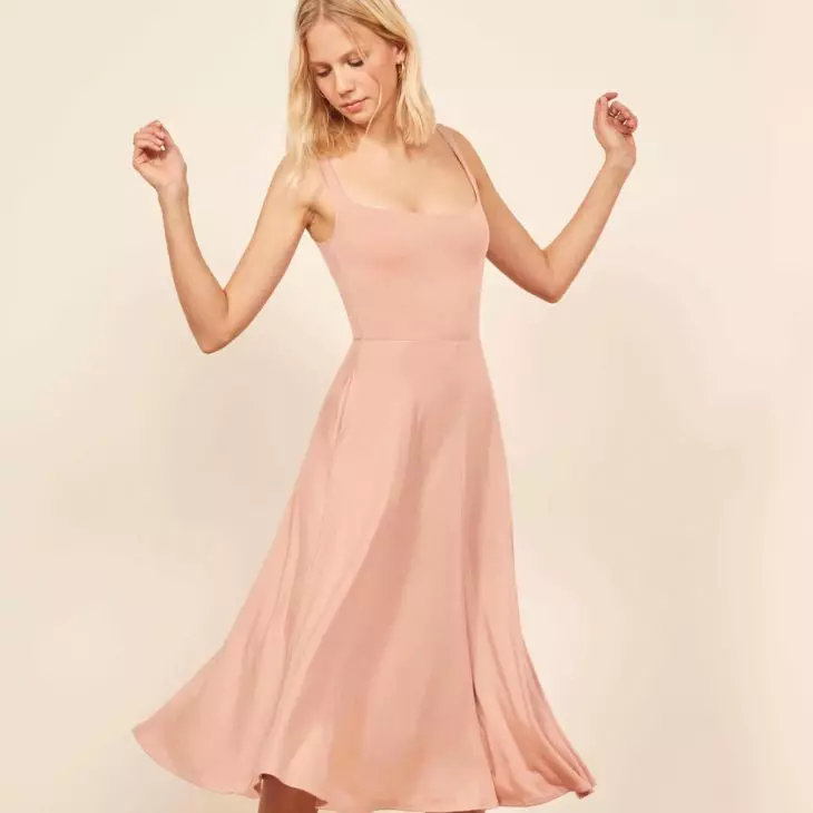 Yuav tsum muaj: 7 Dusty Pink Dresses 22391_5