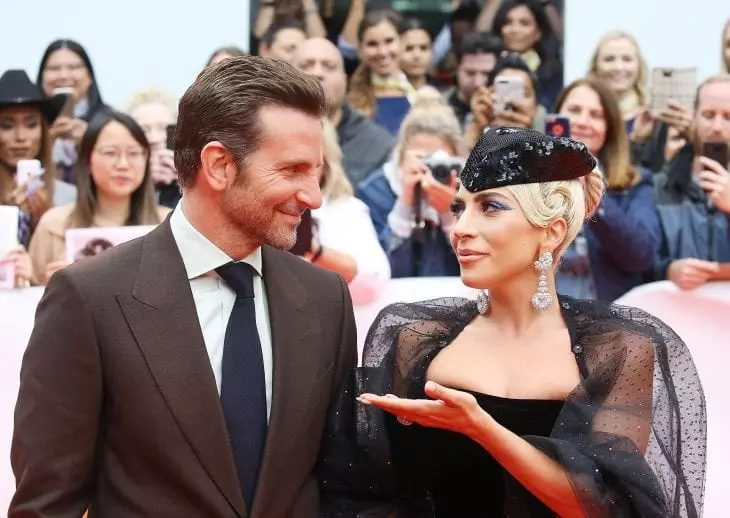 Awọn idi idi ti Bradley Cooper ati Lady Gaga ká ibasepo yoo ko ṣiṣe 22691_1