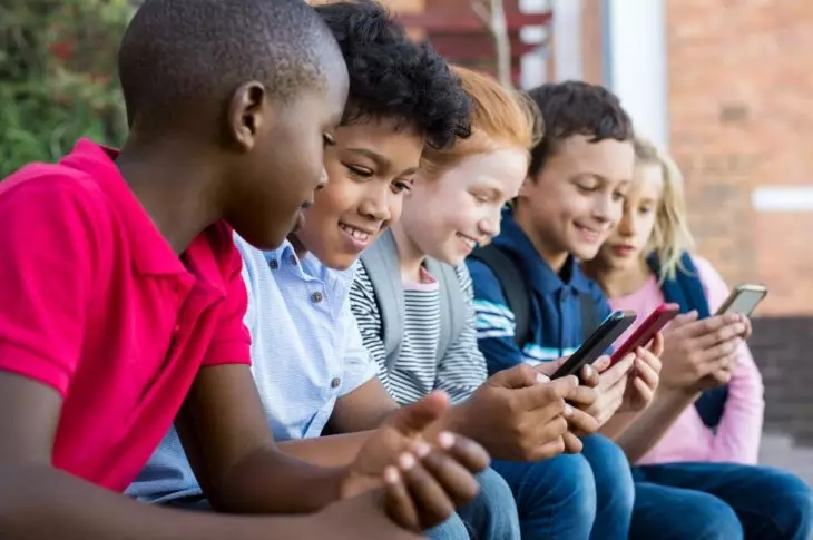 Bagaimanakah Aplikasi Perisik Percuma Membantu Mengawal Kanak-kanak? 23293_1