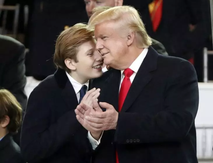 Adakah Barron Trump mempunyai kawan? 23454_1