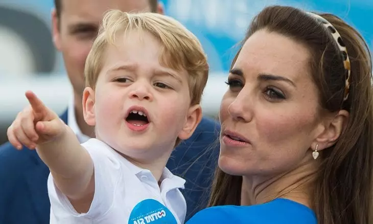 Gidili ni Prince William ug Kate Middleton ang ilang mga anak nga magdula og mga video game 23498_4