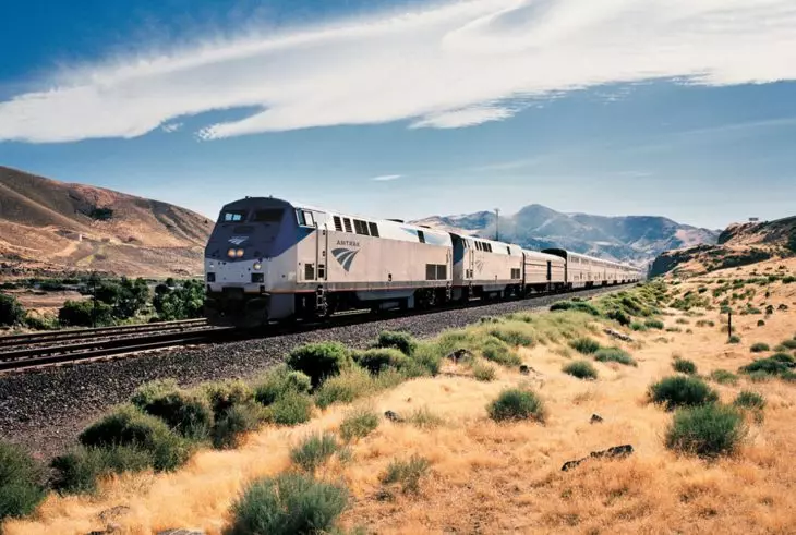 電車の旅：鉄道でアメリカを探索 2372_1