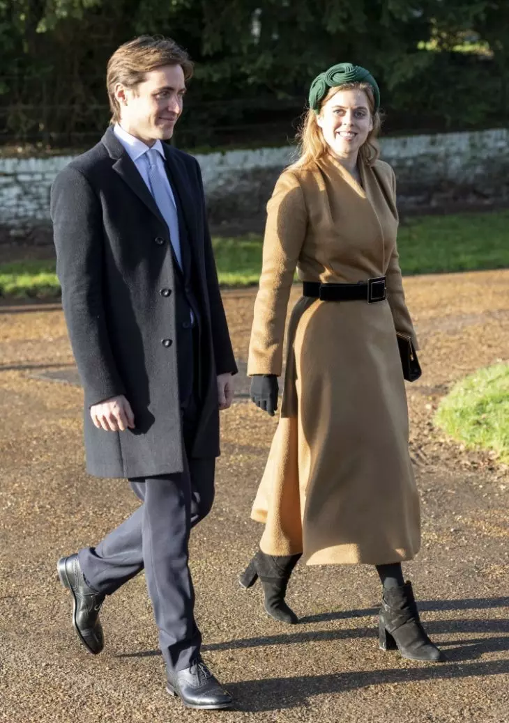 Prințul Andrew a ratat plimbarea în biserică de Crăciun cu familia regală 24495_1