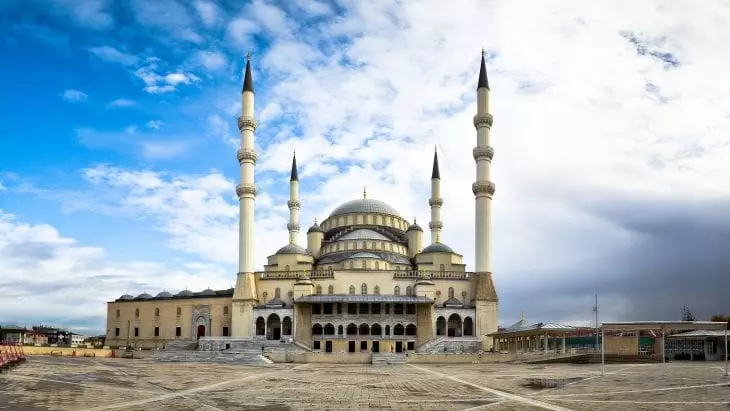 Найцікавіші туристичні пам'ятки в Анкарі 24882_3